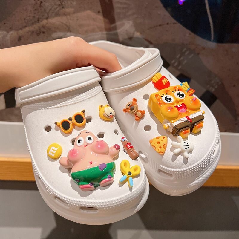Джиббитсы для Crocs 12 шт. Губка Боб и Пирог Звезды — клипсы для крокс и сабо, набор украшений для детей и взрослых