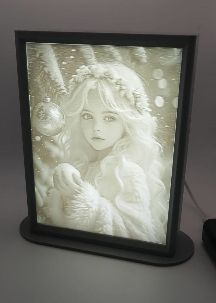 Фоторамка с литофанией и LED подсветкой и питанием через разъем Type-C