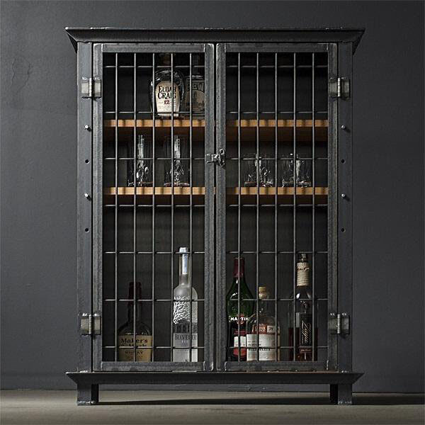 Мини бар для гостиной Sasha. 80х30х100см. Черный металл, решетка дверей.