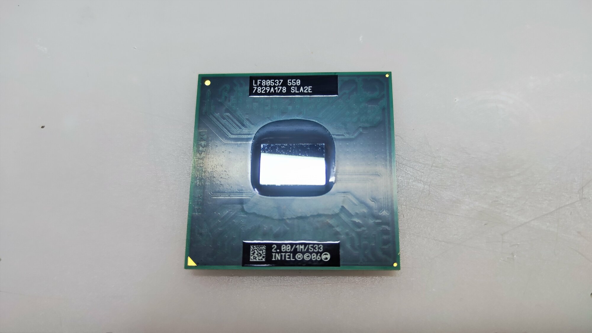 Процессор Intel Celeron M 550 (SLA2E)