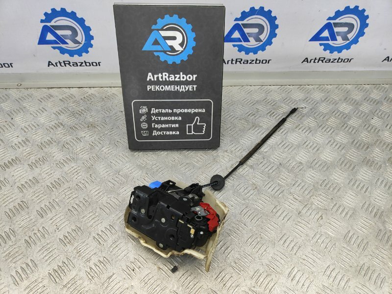 Б/У Замок двери передней правой Volkswagen Jetta 5 / Фольксваген Джетта 5 1.9 BXE 2007