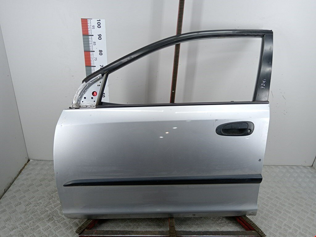 Дверь передняя левая Honda Civic 7 67050S6DE03 арт. 2194048