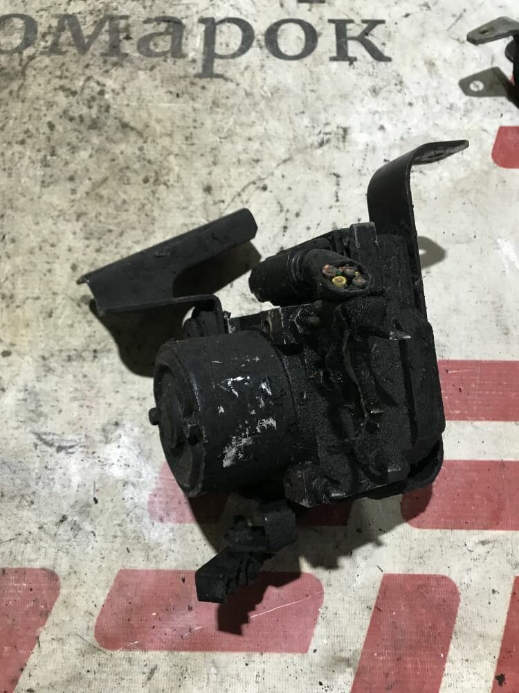 Блок ABS (насос) Hyundai Santa Fe I (2000—2012) 5890026150