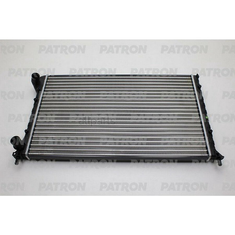 PATRON PRS4331 Радиатор системы охлаждения FIAT: DOBLO (119) 1.4/1.9 D (223AXB1A) 01 - , DOBLO Cargo (223) 1.9 D (223ZXB1A) 01 -