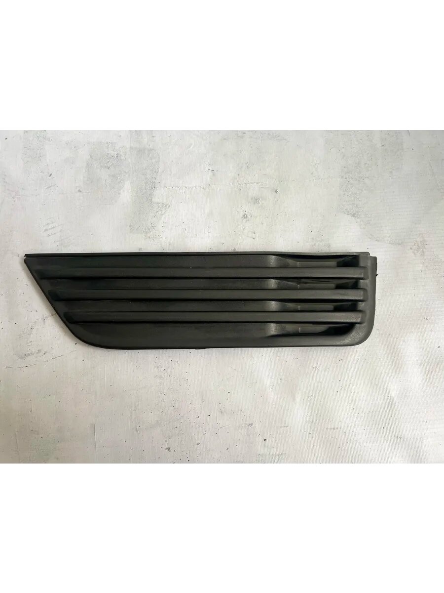 Заглушка переднего бампера левая FORD Focus 2 C-Max без птф