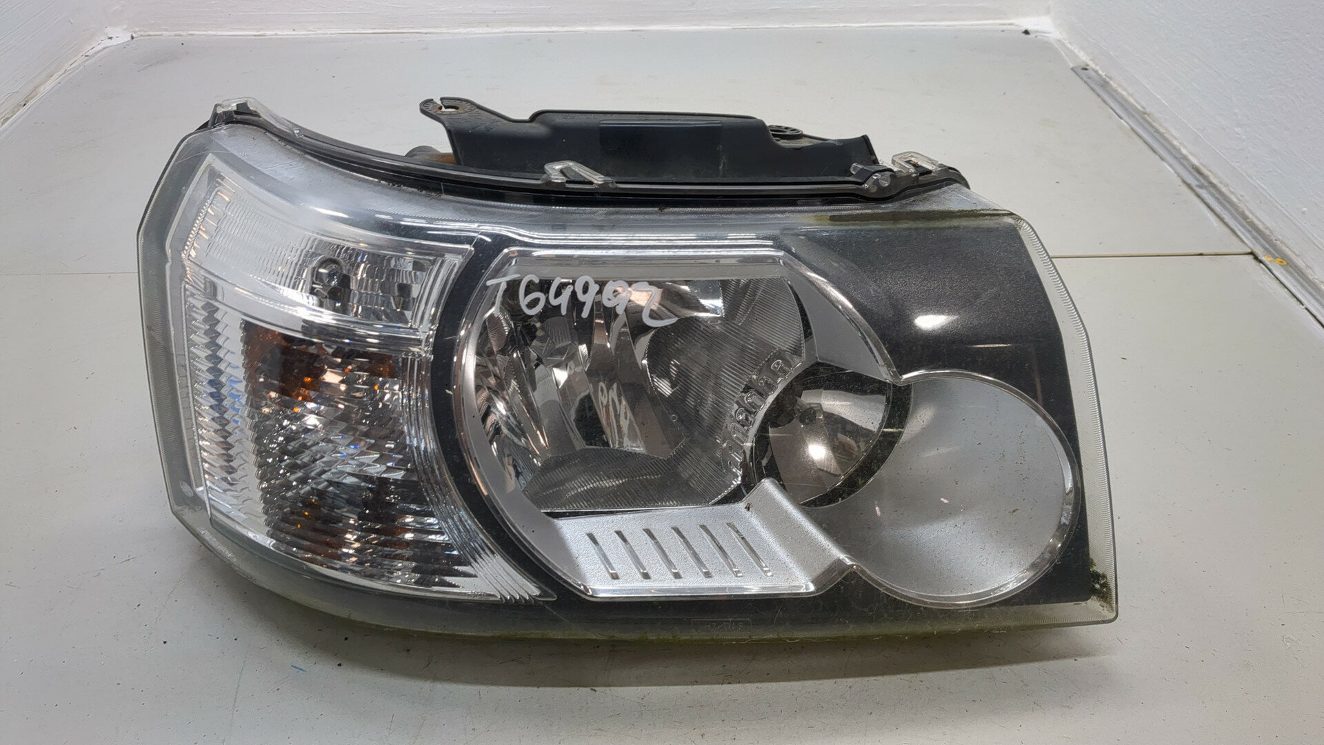 Фара (передняя) правая Land Rover Freelander 2 Б/У