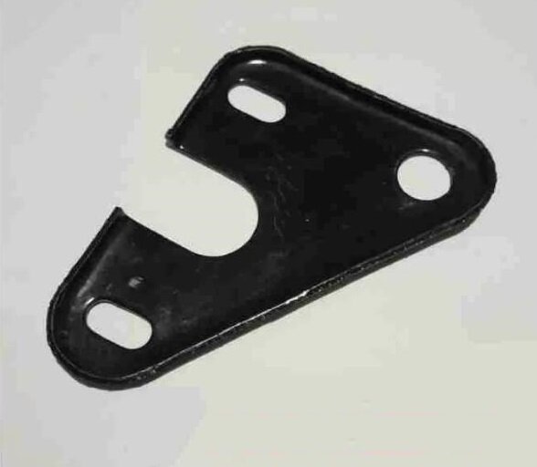 Кронштейн крепления приемной трубы Волга-2410