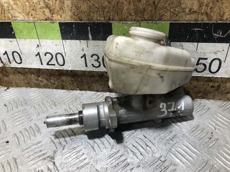 Цилиндр тормозов главный FORD Mondeo 2000-2007 2S712B507BD