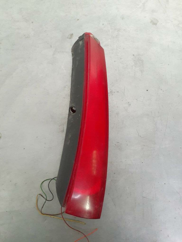 Фонарь задний правый Citroen C5 2003