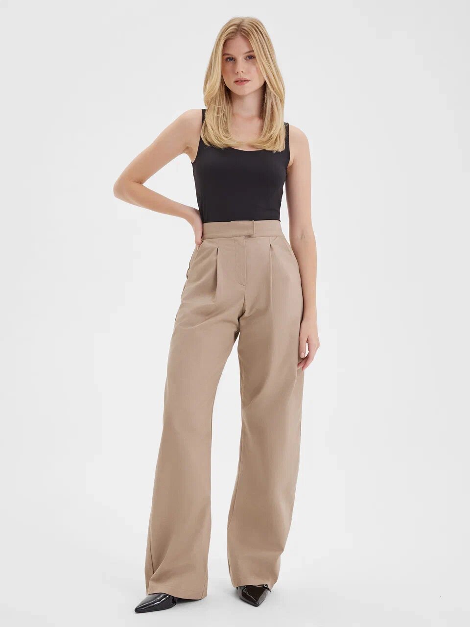 Брюки бананы