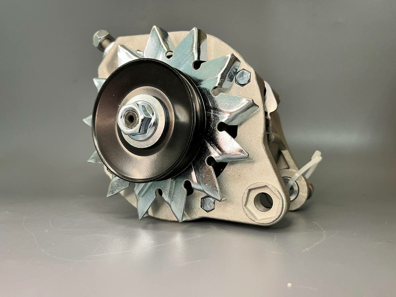 Генератор 2108 14V/100A "СтартВОЛЬТ" LG 0108