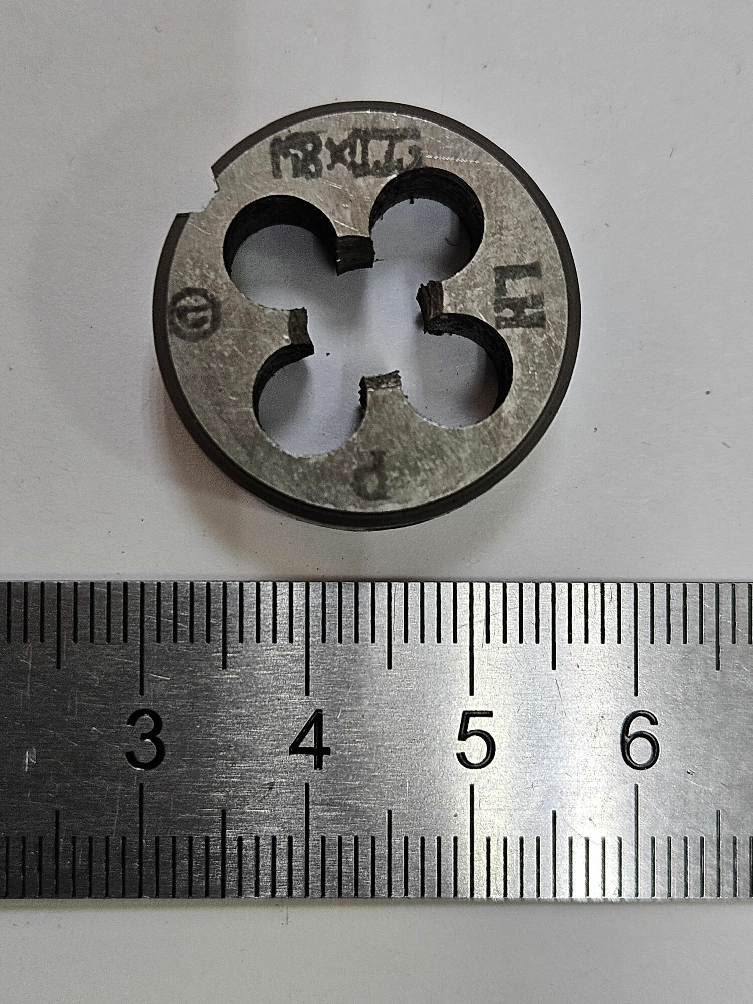 Плашка левая М8х0,75