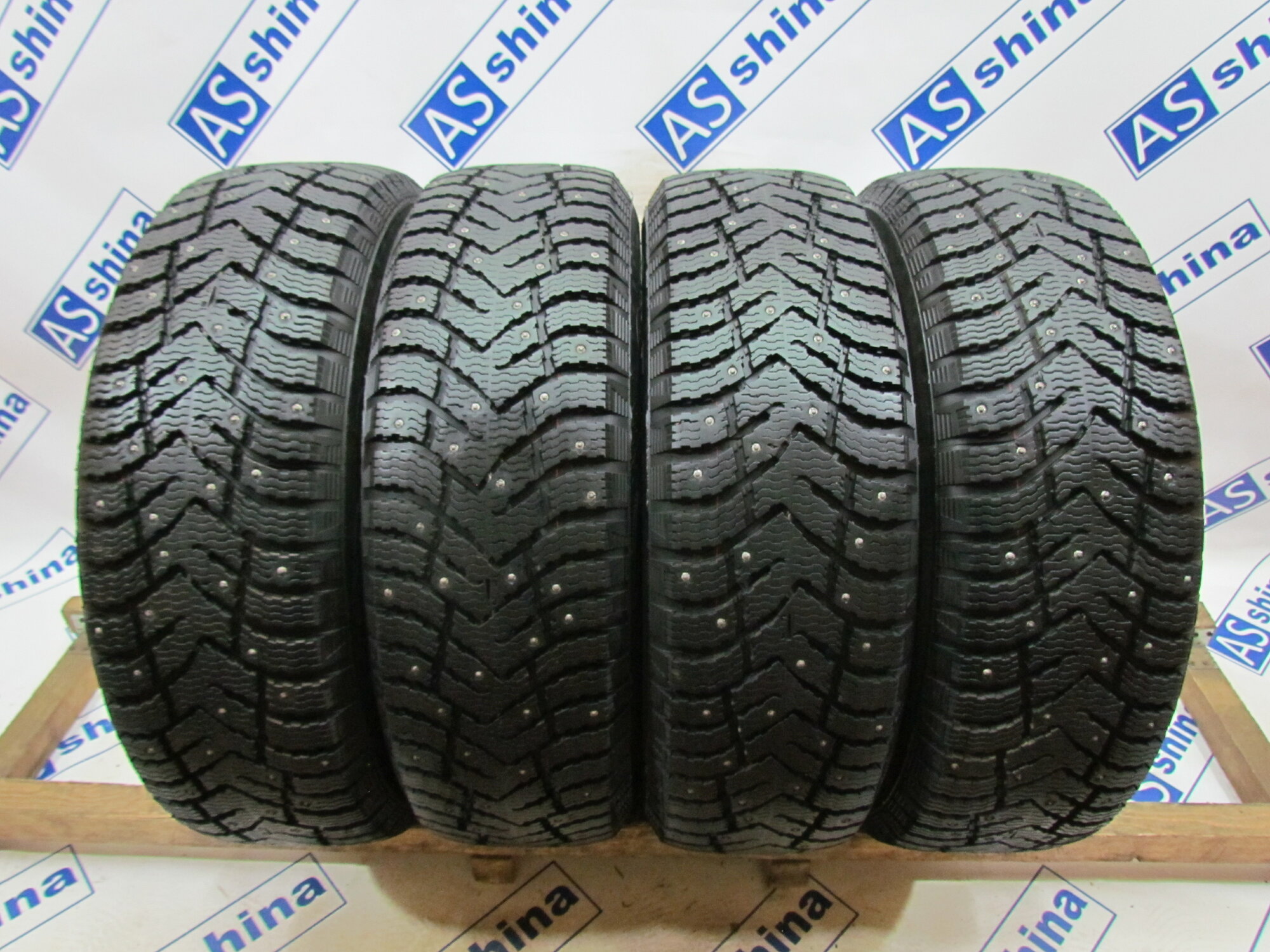 Cordiant Snow Cross 2 SUV 225 65 R17 зимние шипованные БУ шины износ до 5% , артикул 0027716