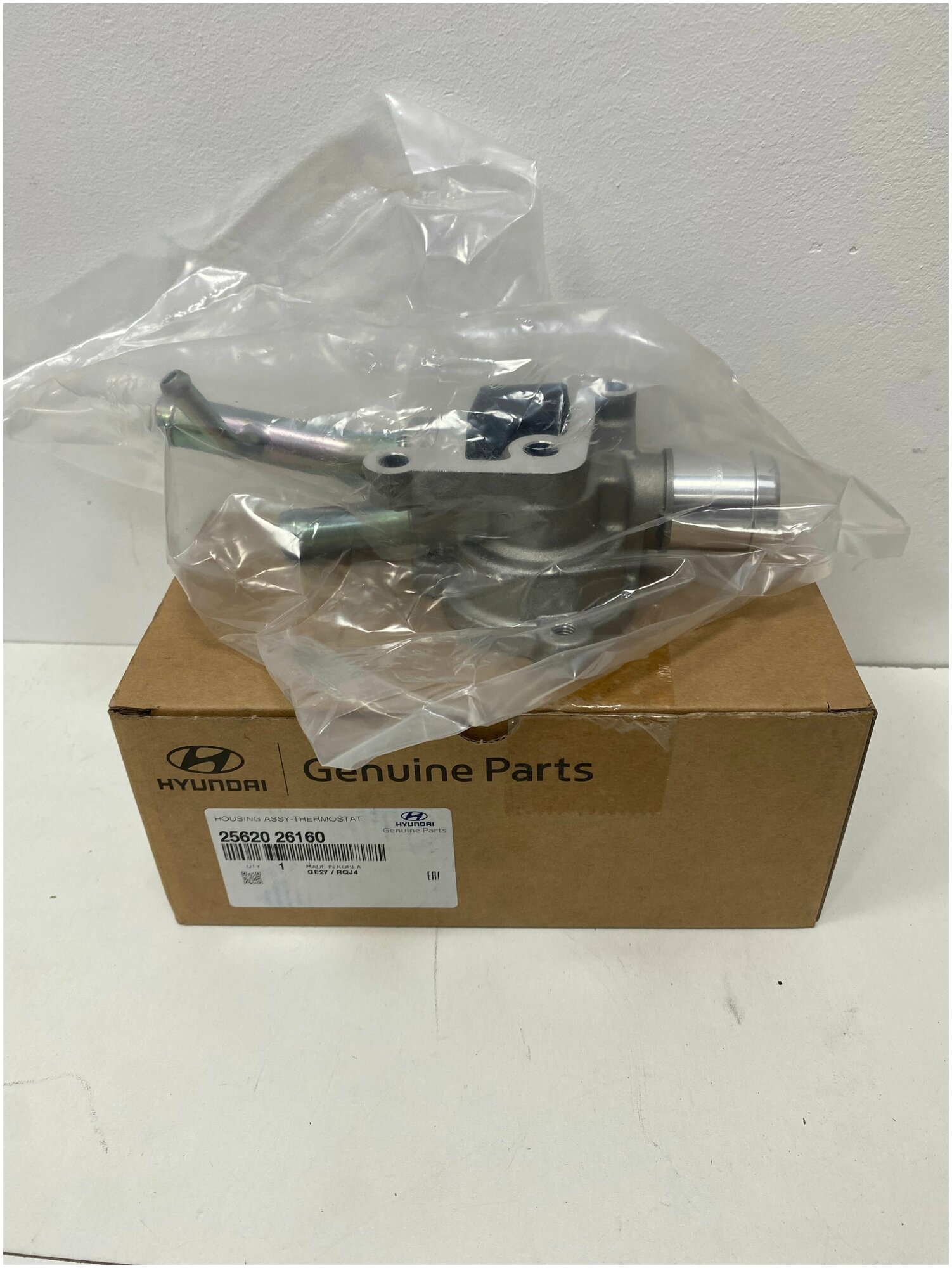 Корпус термостата для Хендай Акцент Тагаз, Гетц, Матрикс, Элантра XD, Киа Рио JB 2005-2011 бренд Hyundai арт. 2562026160.