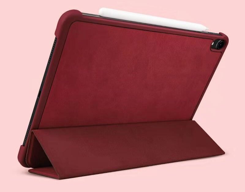 Чехол-книжка Чехол. ру для iPad Pro 11 (2018) A1979, A1934, A2013 с крепежом для стилуса из качественной импортной кожи красный