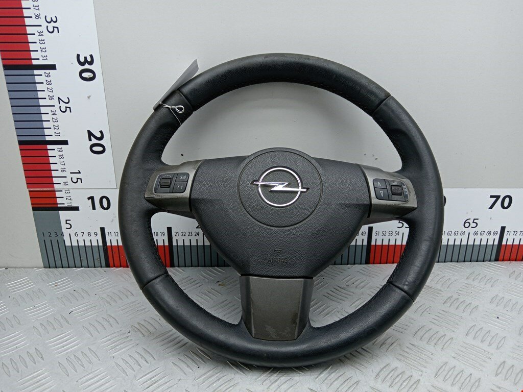 Руль Opel Astra H 13231661 арт. 1941233