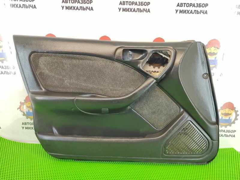 Обшивка двери передняя левая Subaru Legacy B11 94215AC012ML