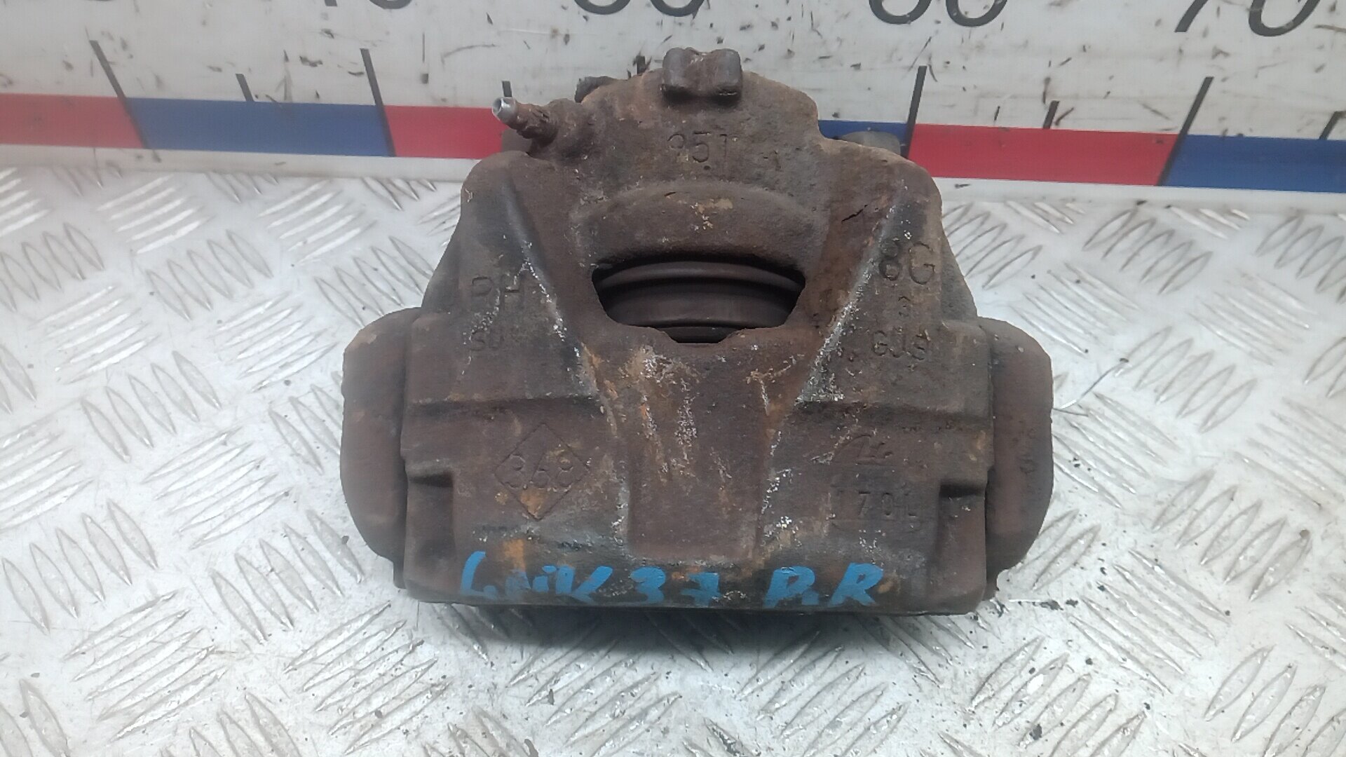 Суппорт тормозной передний правый RENAULT MEGANE 3