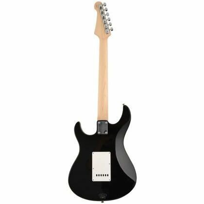 Yamaha Pacifica 112J - Black GLOSS BLACK Электрогитара 6 струнная PAC112J