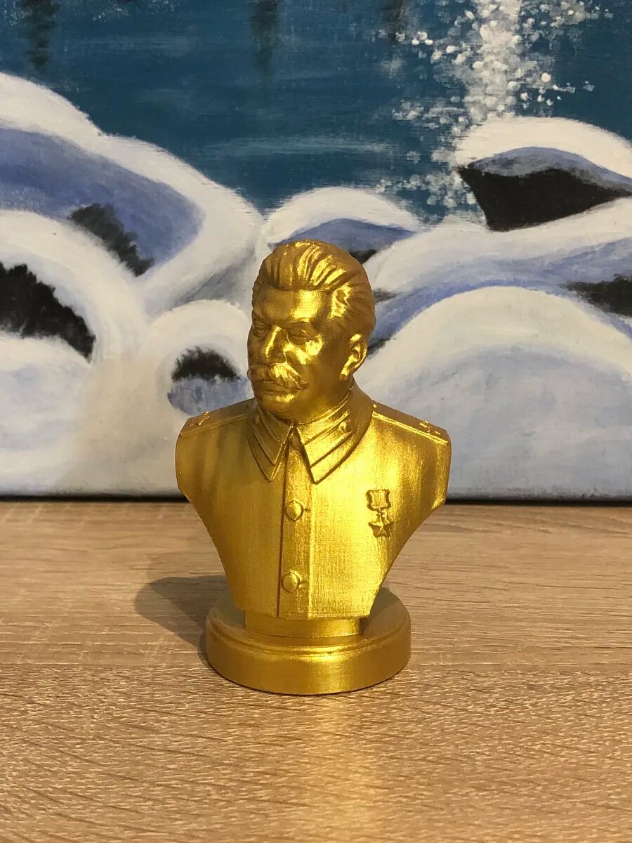 Статуэтка Бюст И. В. Сталин 10 см. под золото, подарок с историческим значением
