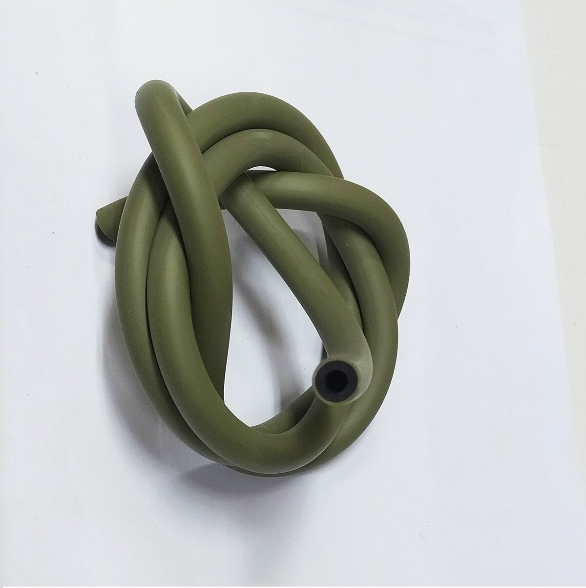 Бензошланг для мотоциклов, скутеров, мопедов резиновый, двухслойный серый d=9(5) mm (1м)