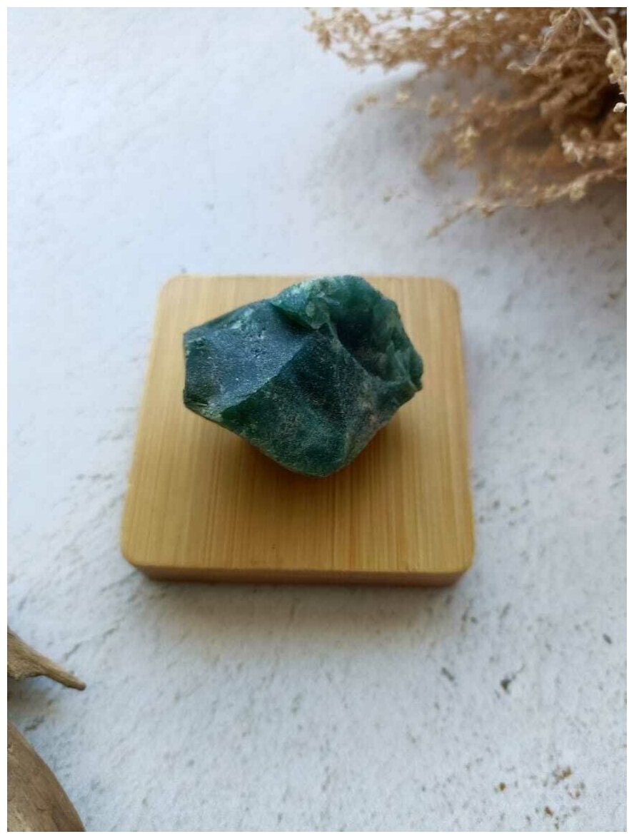 Агат. Необработанный минерал. 3-4см. 1 шт.