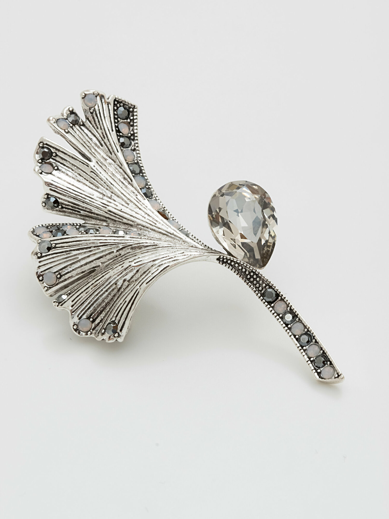 Брошь, кристалл