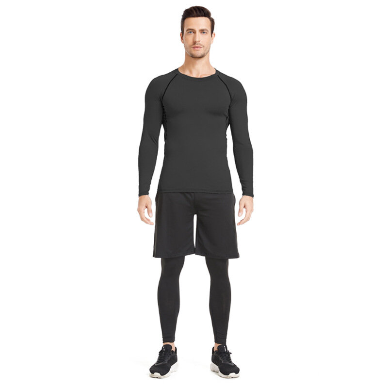 Костюм спортивный