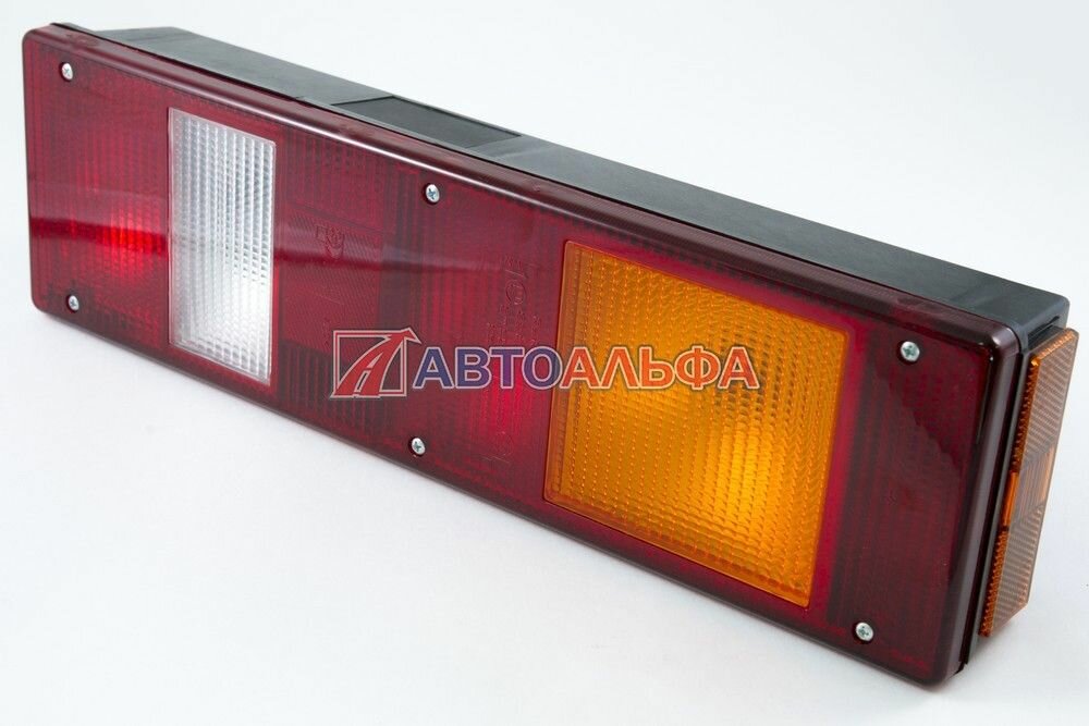 Фонарь задний правый 24В с габаритом и разъемом байонет сзади МАЗ, MAN, Scania, Volvo