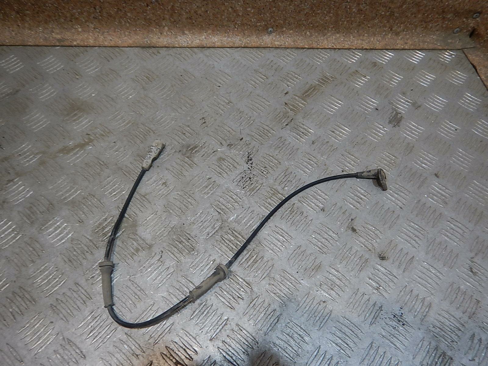 Б/У Датчик ABS передний, Citroen (Ситроен)-C4 (04-11) CITROEN C4 (04-11) Сломано крепление. 467847 Peugeot-Citroen арт. ...