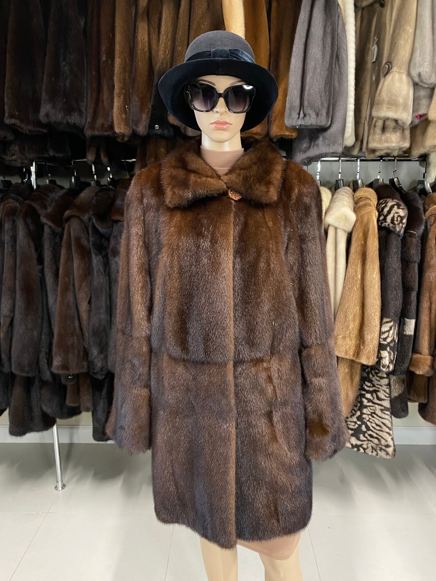 Шуба. Премиум. Норка с воротником 48-50 р.