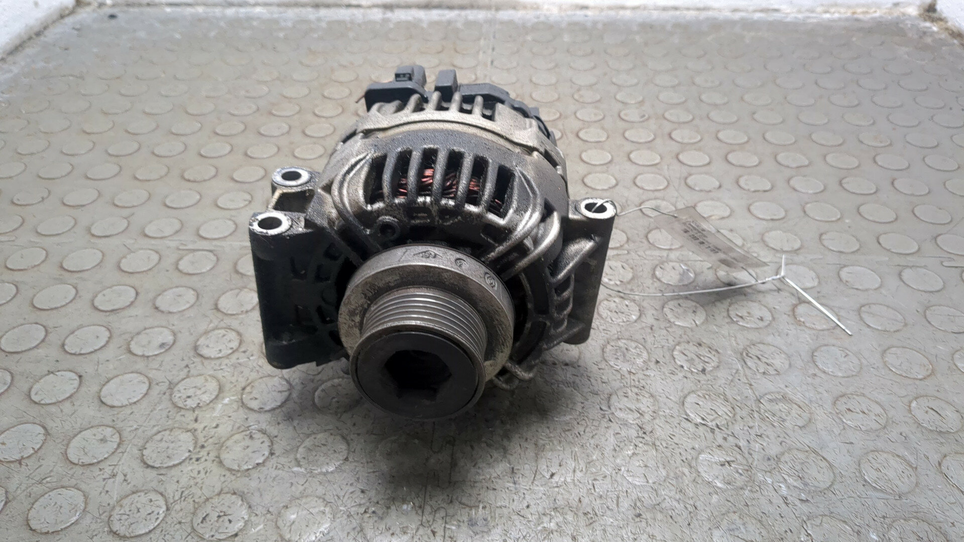 Генератор Renault Scenic Б/У