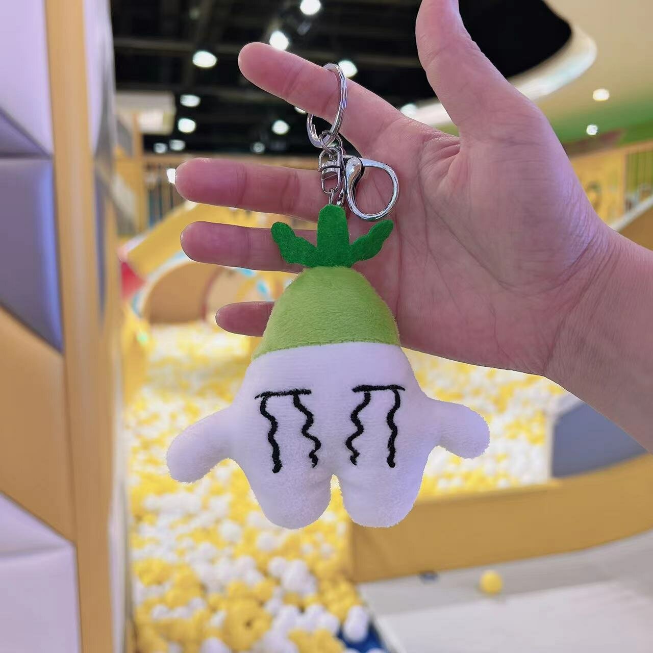 Douyin те же слезы репа брелок плюшевые игрушки фабрика морковь кулон кукла сумка кукла Слезы редька + серебряная