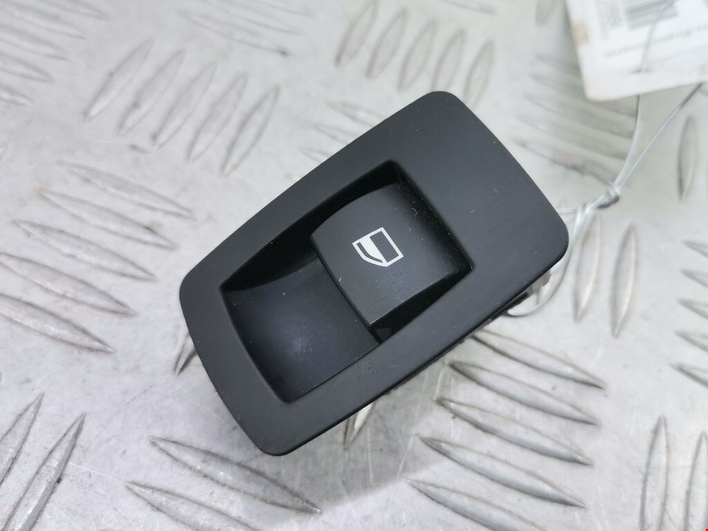 Кнопка стеклоподъемника BMW 3-Series (E90/E91/E92/E93) 61316945874 арт. 2165654