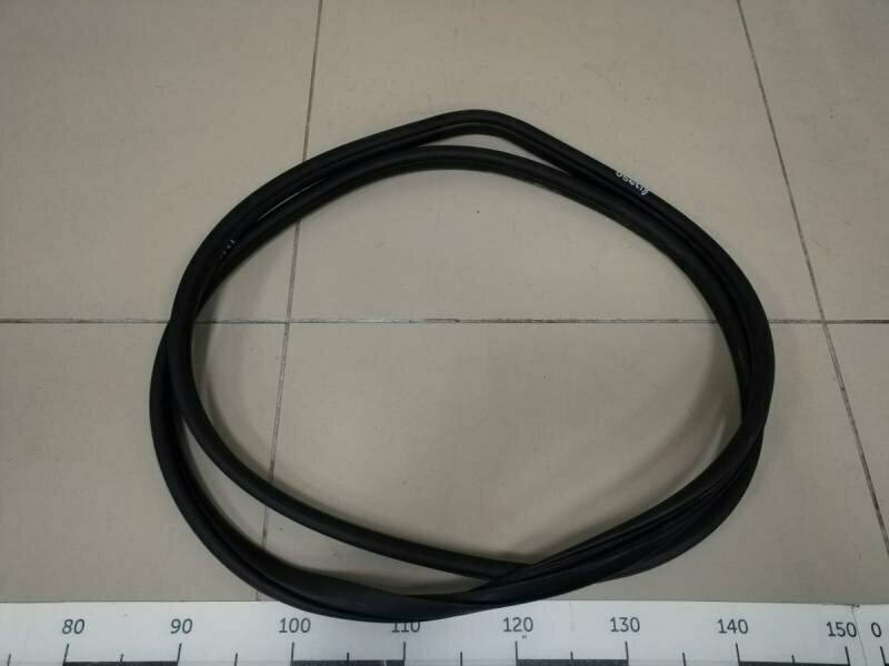 Уплотнитель проема двери передней правой Kia Sorento XM 2009 кат.номер: 821202P000