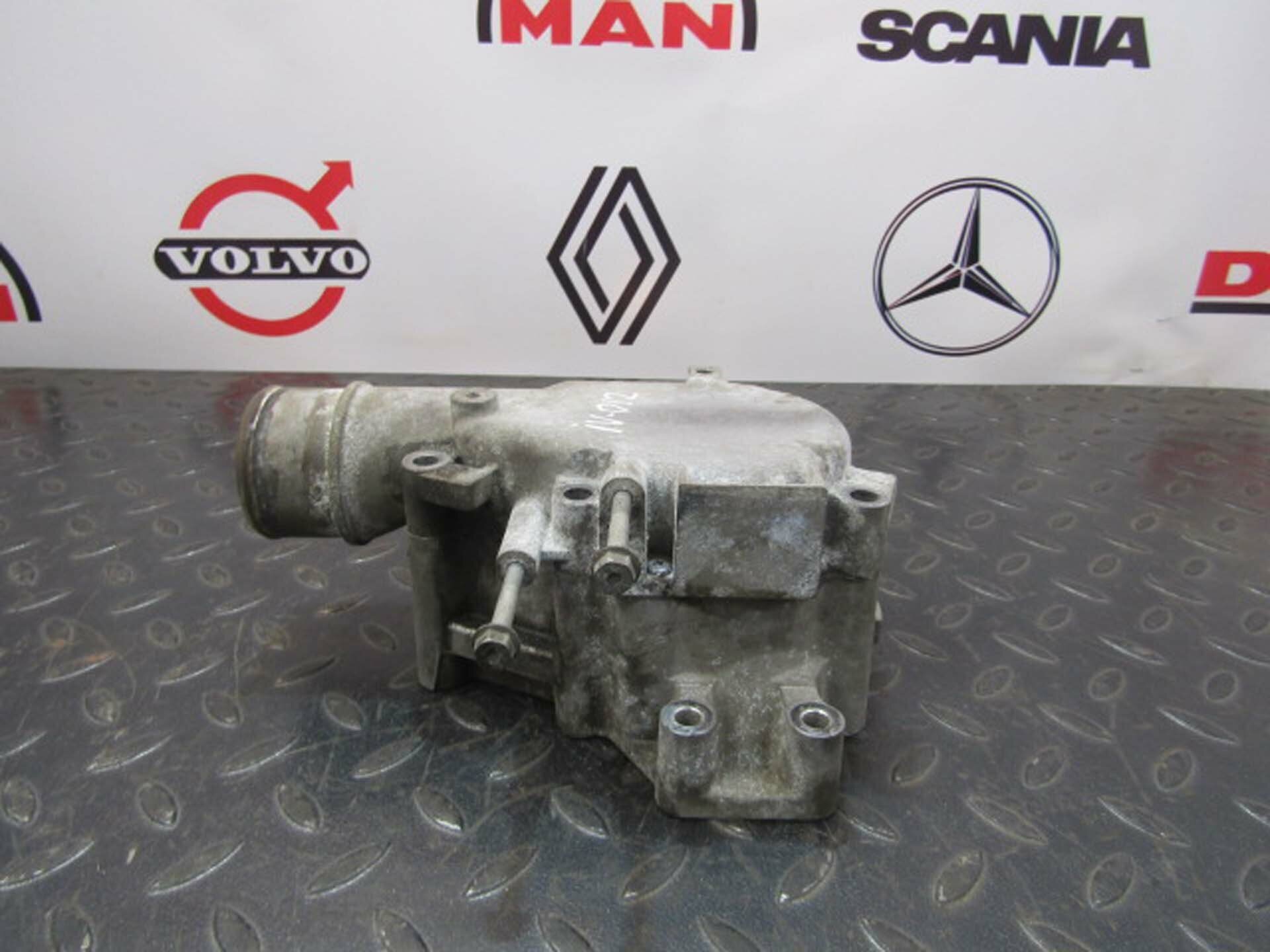 Корпус термостата двигателя Cursor 10 IVECO STRALIS