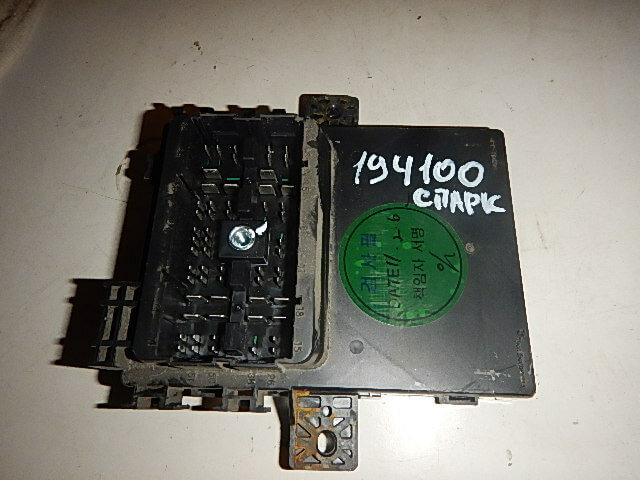 Б/У Блок предохранителей, Chevrolet (Шевроле)-SPARK (11-) CHEVROLET SPARK (11-16) С разбора. салонный целый двиг 1.0 B10D...