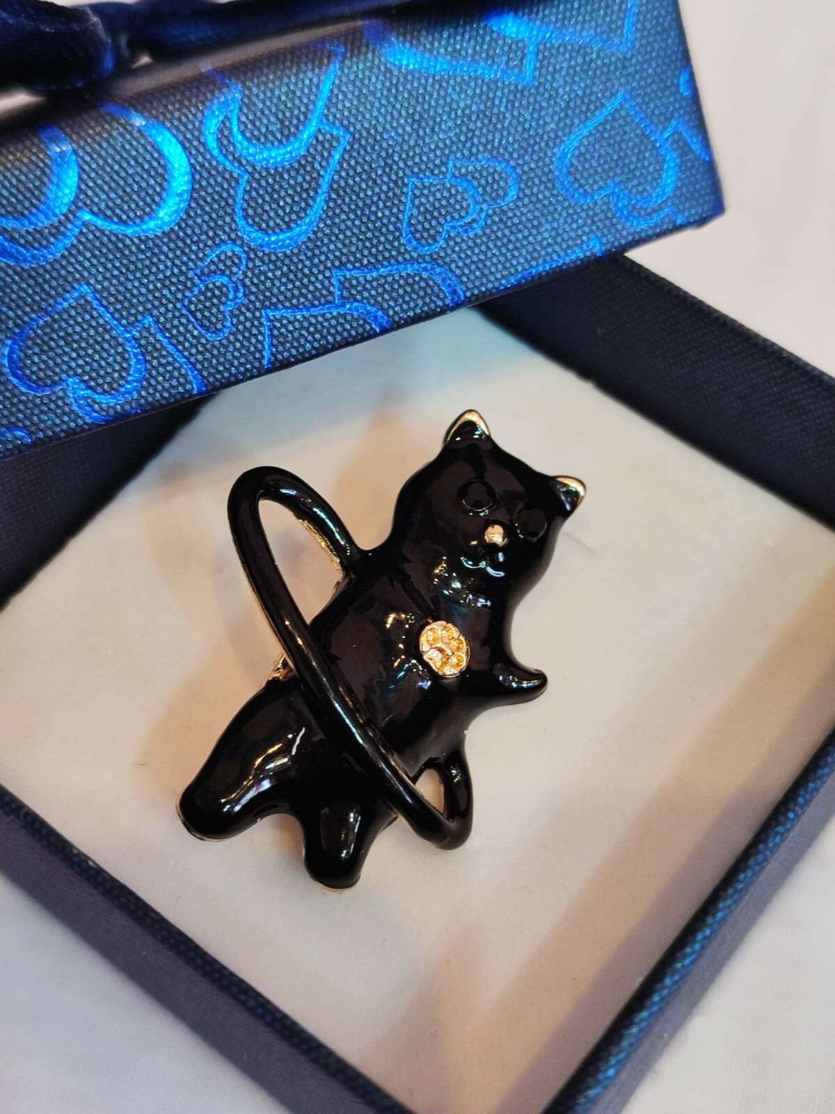 Брошь, эмаль