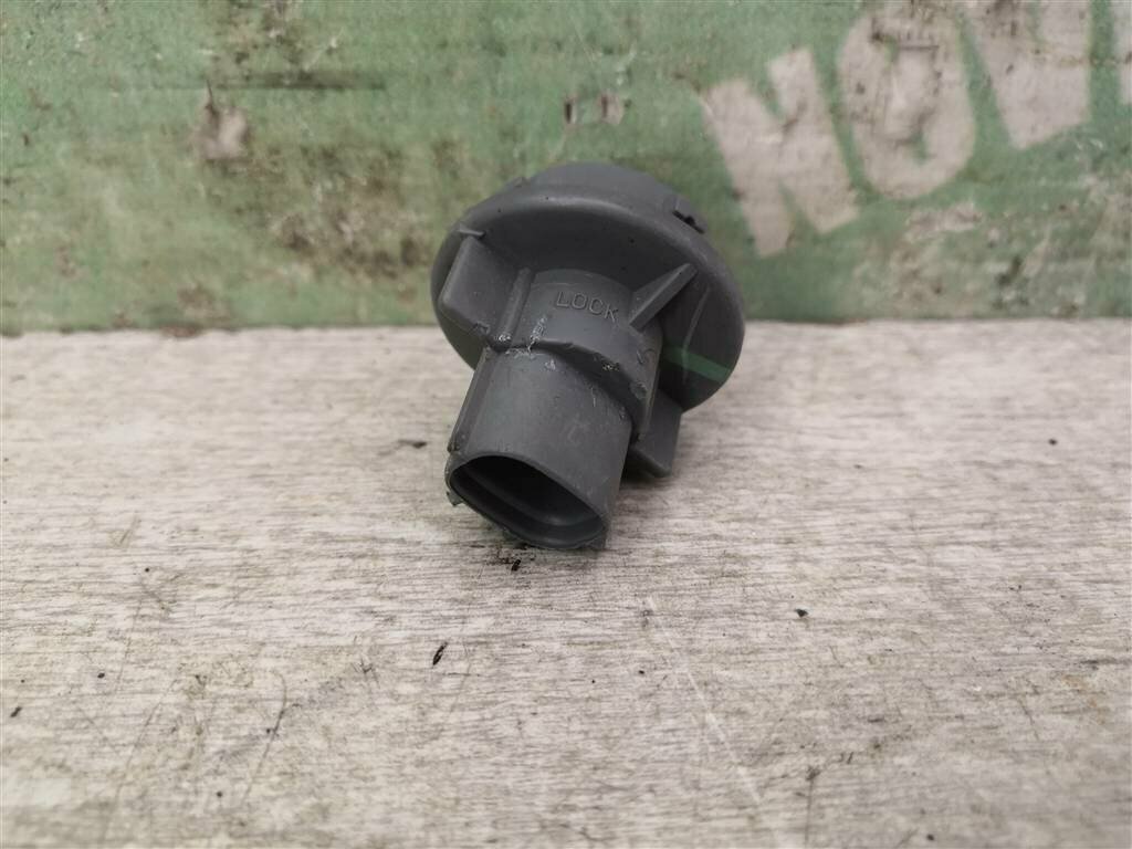 Патрон Mitsubishi Space Wagon (N3,N4) 1991-2000