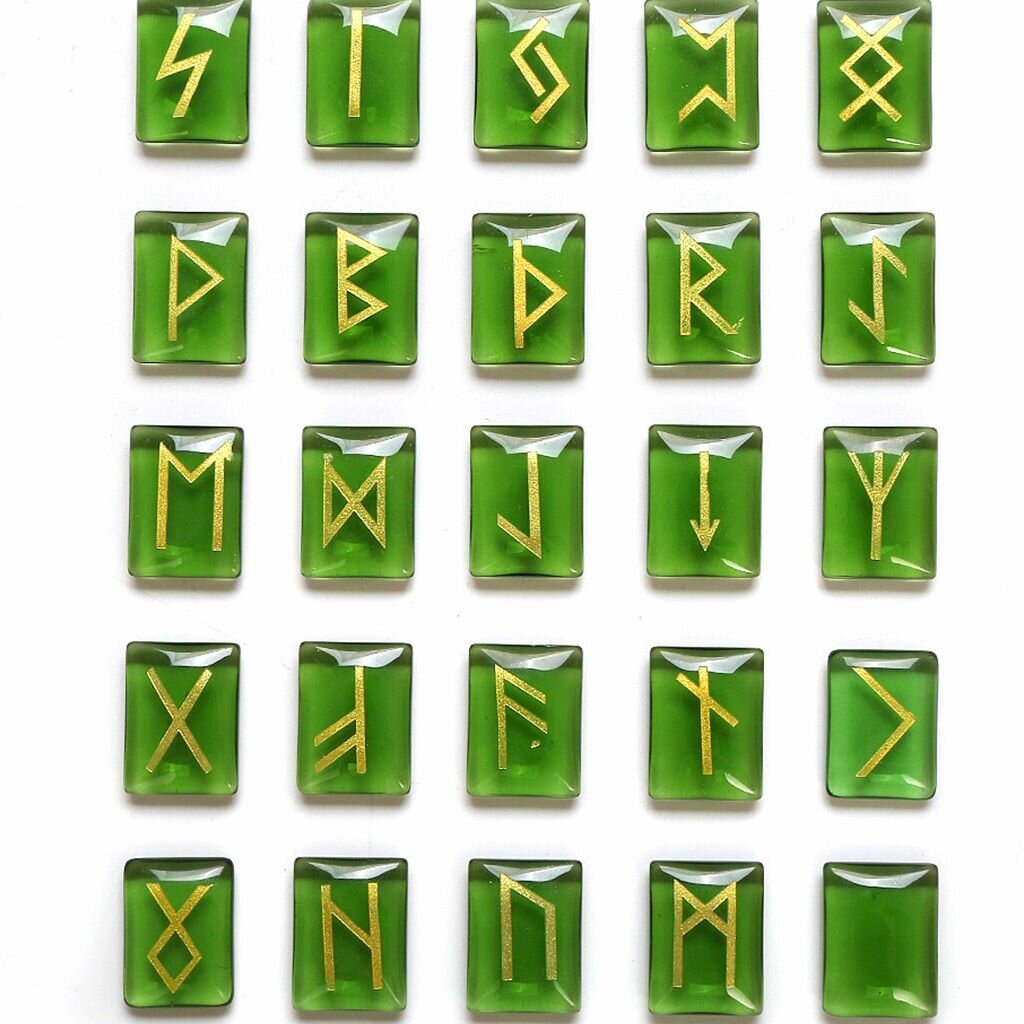 Руны из лазурита с гравировкой