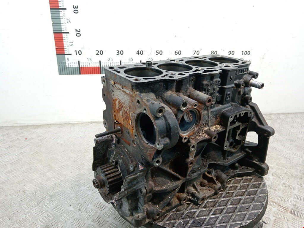 Блок двигателя (блок цилиндров) Chrysler Sebring 3 (JS) 68034259AB арт. 2252663