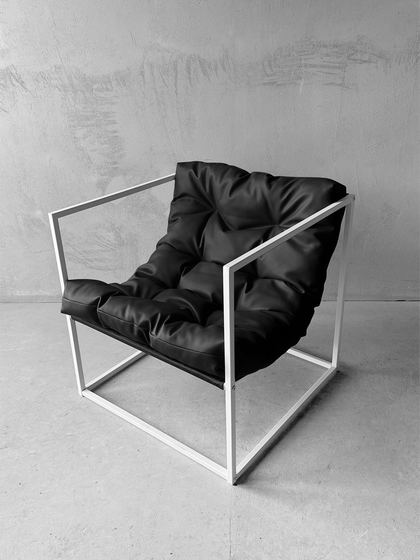 Кресло мягкое удобное для отдыха, уличное, на балкон, веранду, в стиле лофт, минимализм, Лофтовик + черный кожзам