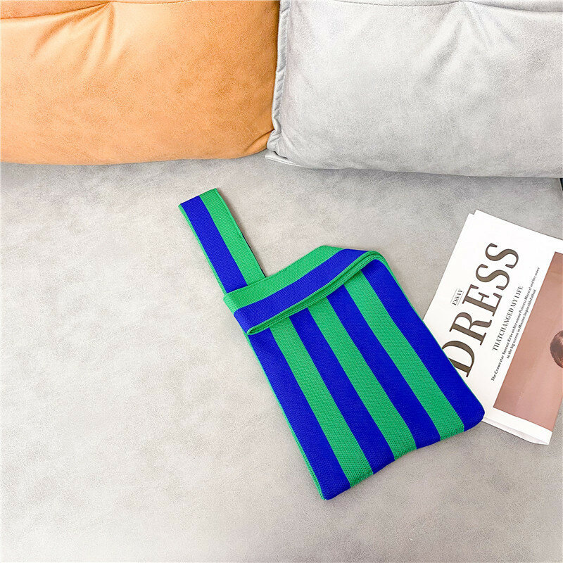 Детская вязаная сумка через плечо stylish and versatile, modern design, bluegreen