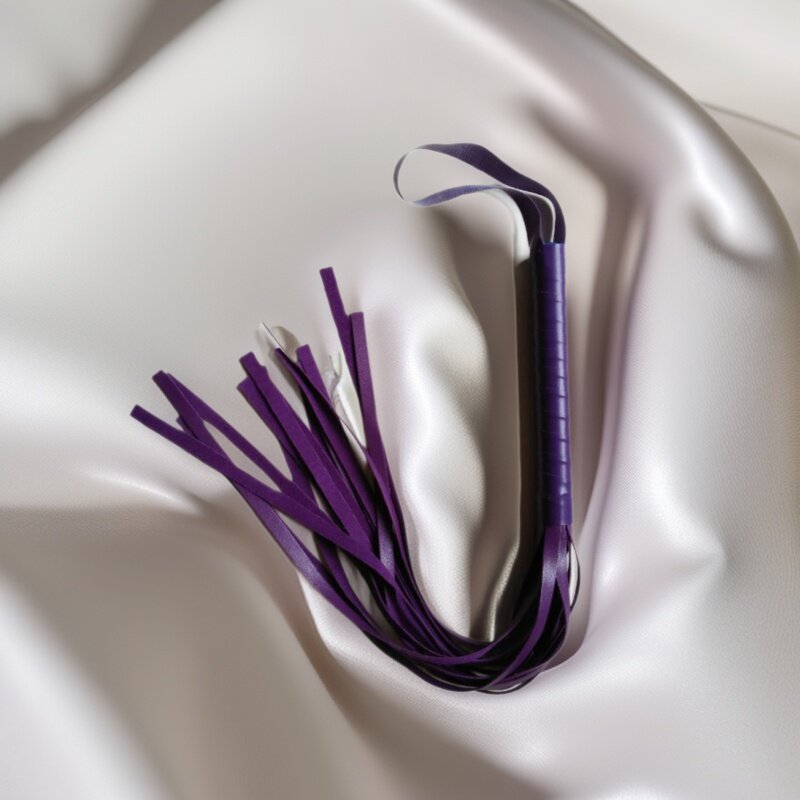 Взрослый сексуальный кожаный Фиолетовый хлыст обязательный хлыст Внешняя торговля хлыст муж и жена альтернативные