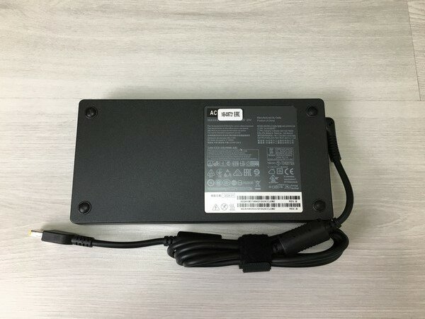 Блок питания для Lenovo Flat, прямоугольный, 230W, 20V, 11.5A, ORG, slim type, ADP-LE-61