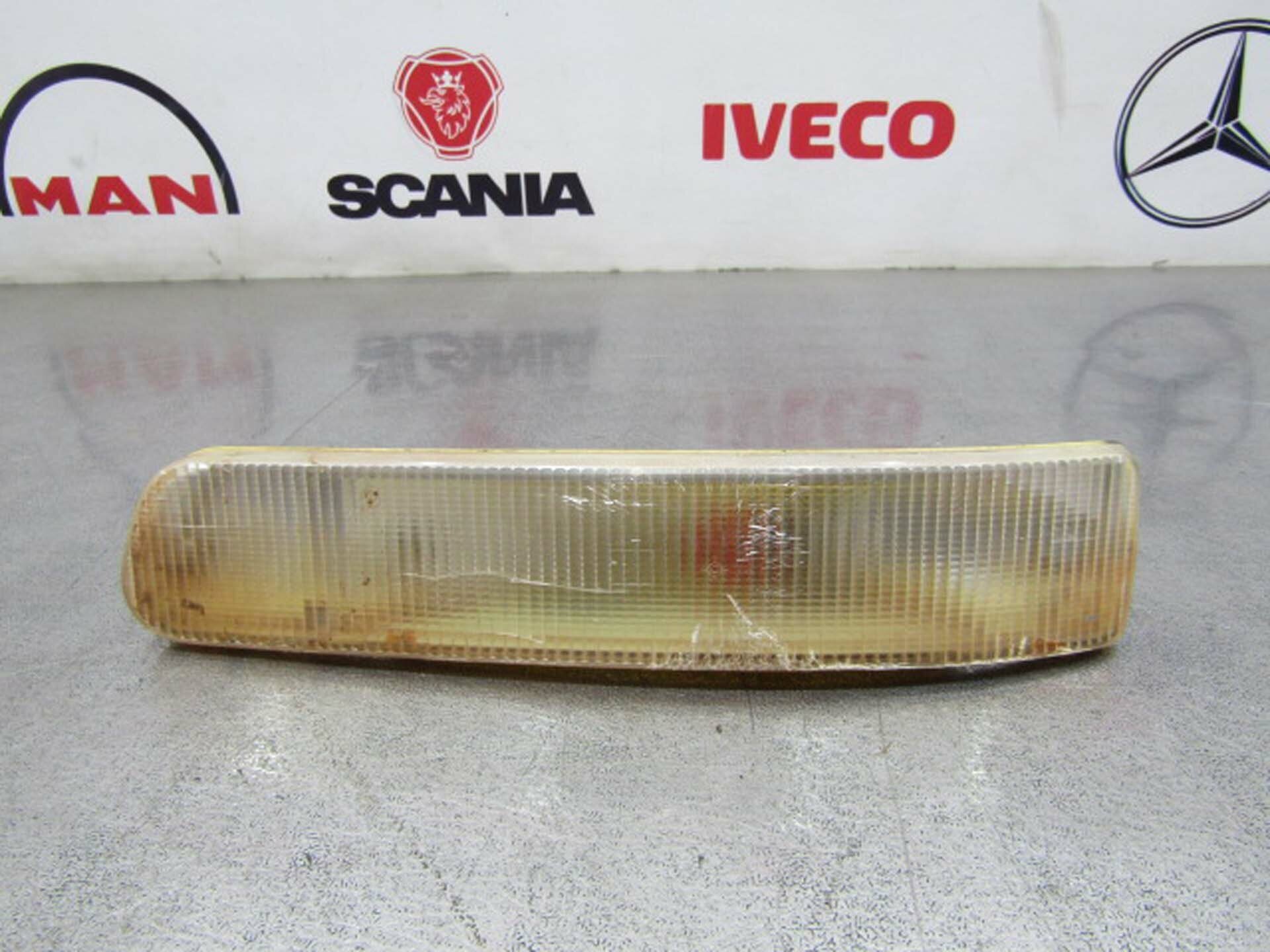 Фонарь указателя поворота слева Iveco Trakker