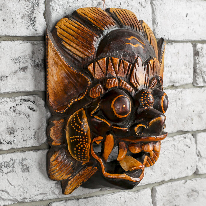 Маска дерево 'Барон' 20 см