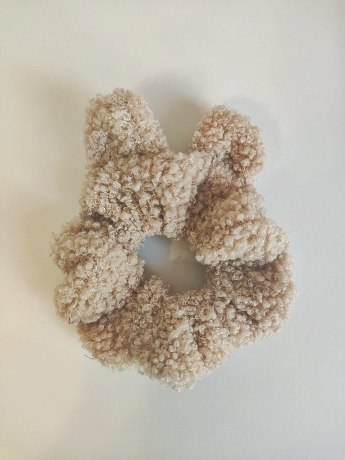 Резинка для волос MarSen "Тедди", эко-мех, с ушками, бежевая