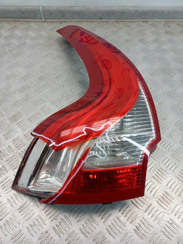 Б/У Фонарь задний левый Volvo Xc60 1 / Вольво Xc60 1