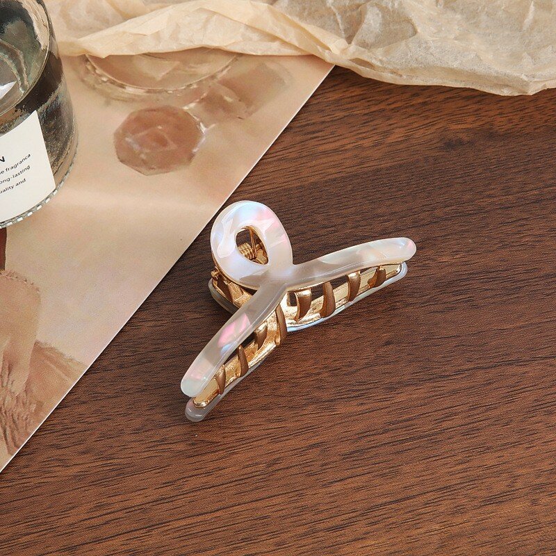 Тюльпан, зажим для волос, в виде акулы, цвет волшебный